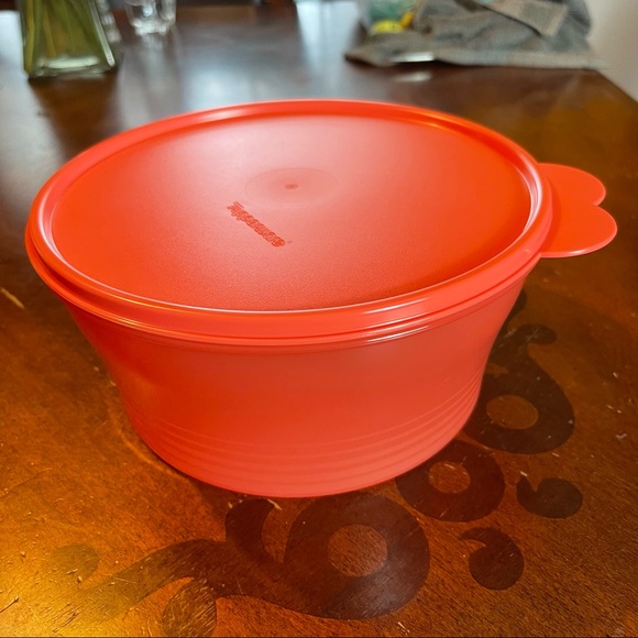 Tupperware | Kitchen | Tupperware Classic Bowl | Poshmark